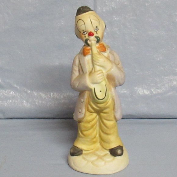 Vintage | Accents | Vintage Clown Figurine Playing Instrument Taiwan ...